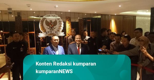 Temui Zulkifli Hasan, Rizal Ramli Diskusi soal Politik Pencitraan ... Temui Zulkifli Hasan, Rizal Ramli Diskusi soal Politik Pencitraan ...
